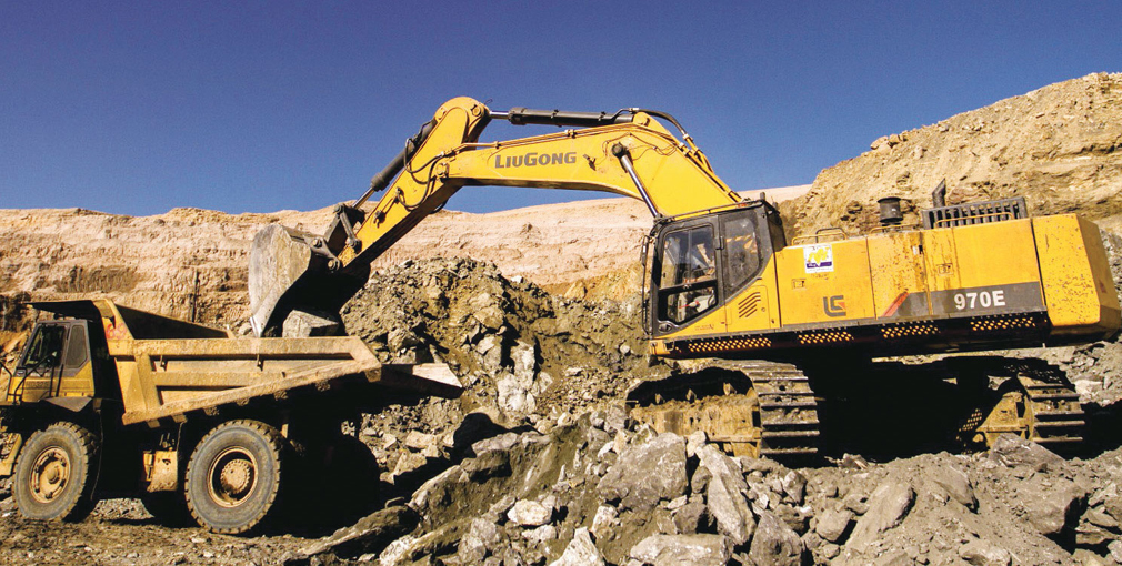 大型矿山开发有我 柳工CLG970E 型履带式挖掘机_匠客工程机械